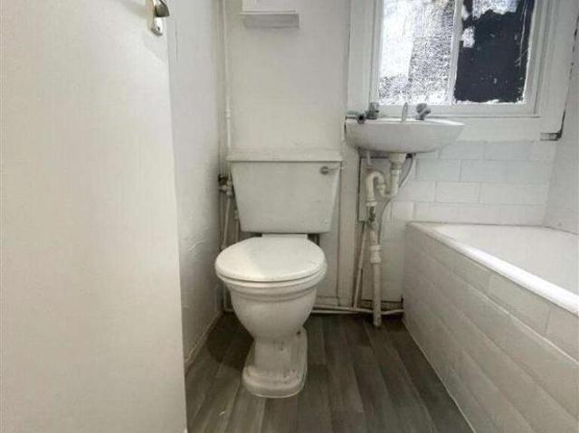 1 bed flat for sale