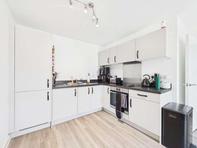 1 bed flat for sale