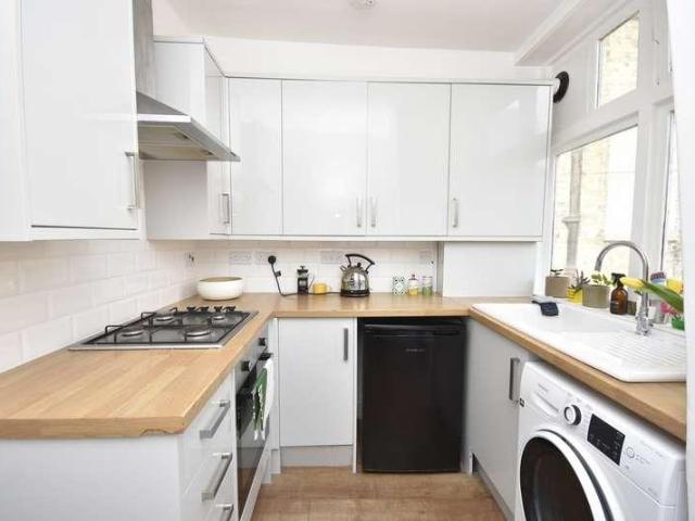 1 bed flat for sale