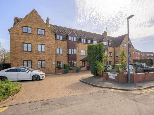 1 bed flat for sale