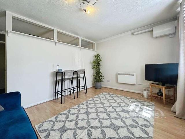 1 bed flat for sale