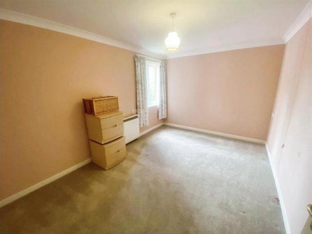 1 bed flat for sale