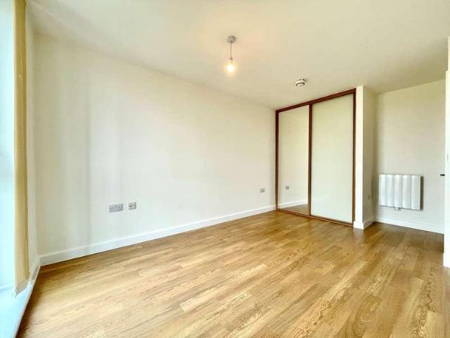 1 bed flat for sale