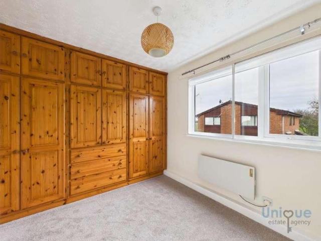 1 bed flat for sale