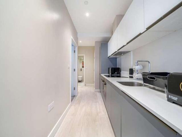 1 bed flat for sale