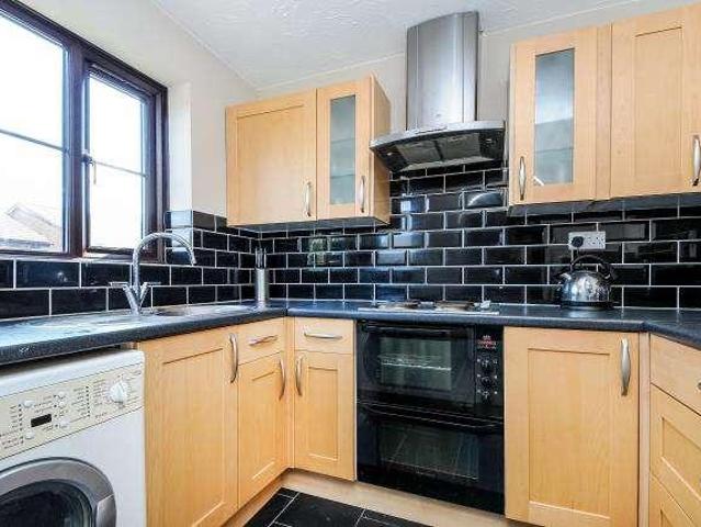 1 bed flat for sale