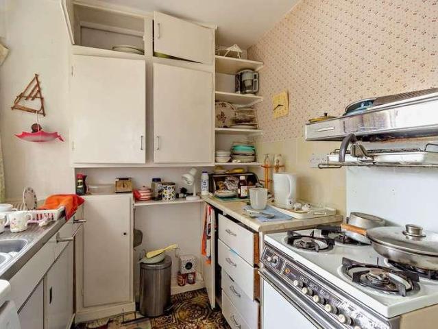 1 bed flat for sale