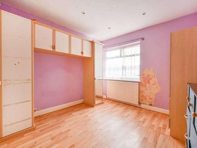 1 bed flat for sale
