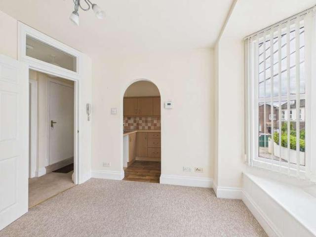 1 bed flat for sale