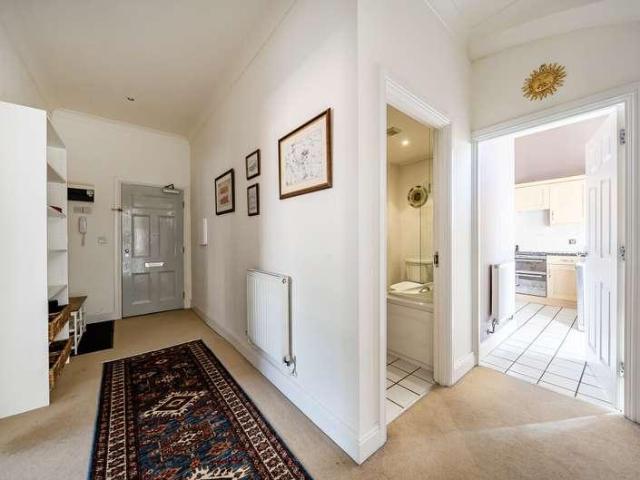 1 bed flat for sale