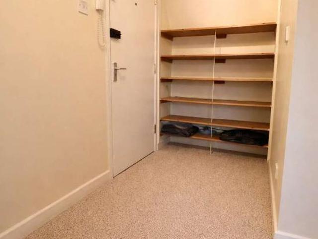 1 bed flat for sale