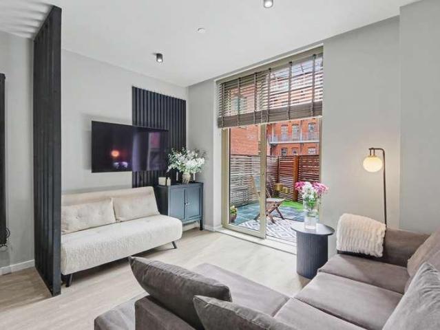 1 bed flat for sale