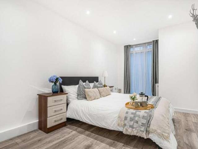 1 bed flat for sale