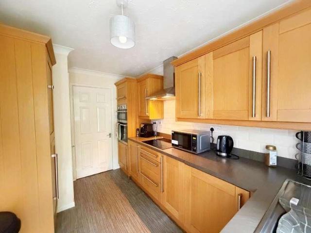 1 bed flat for sale