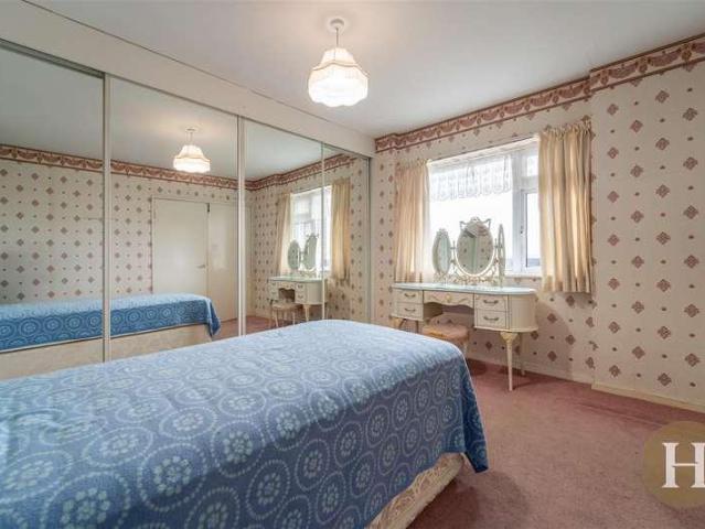 1 bed flat for sale