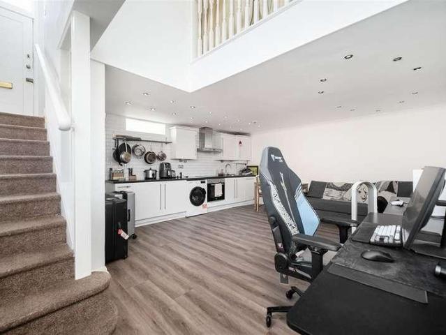 1 bed flat for sale