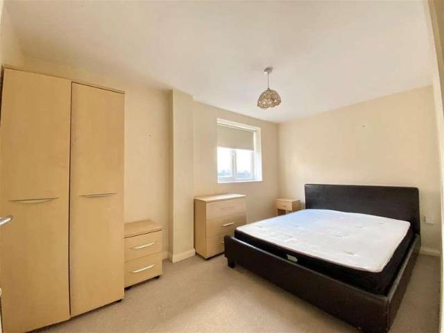 1 bed flat for sale