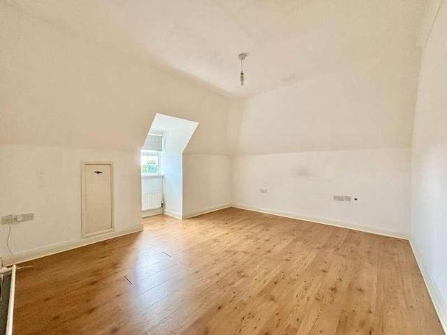 1 bed flat for sale