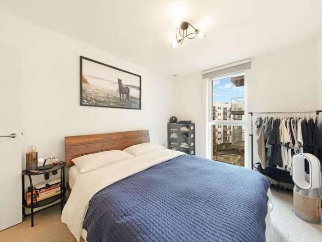 1 bed flat for sale