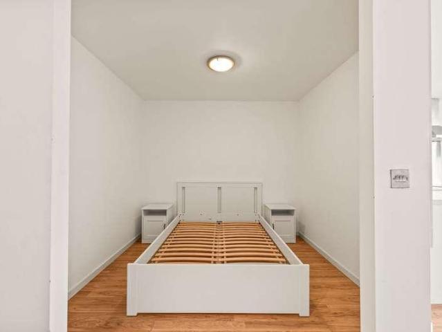 1 bed flat for sale