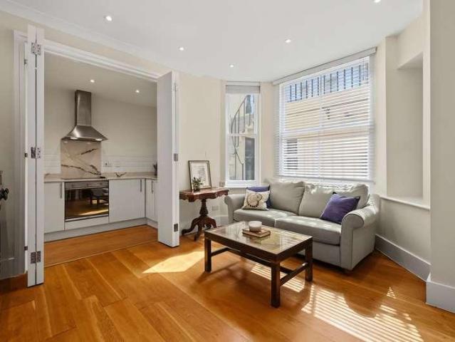 1 bed flat for sale