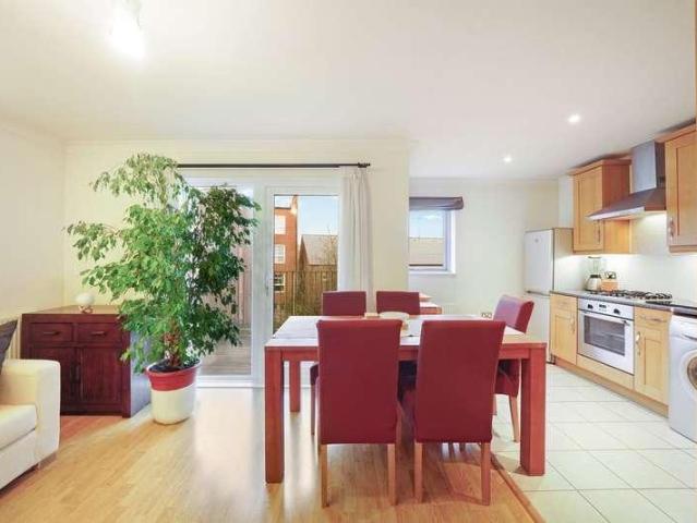 1 bed flat for sale