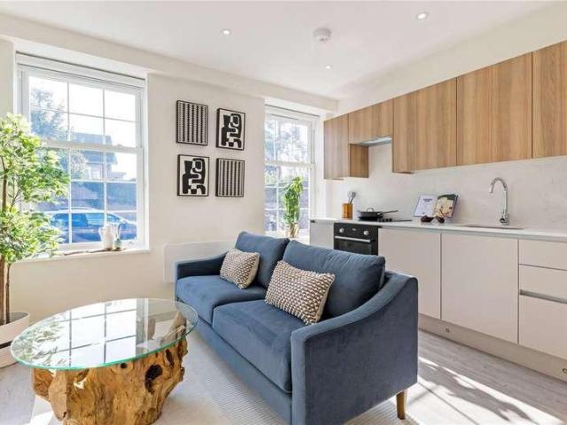 1 bed flat for sale