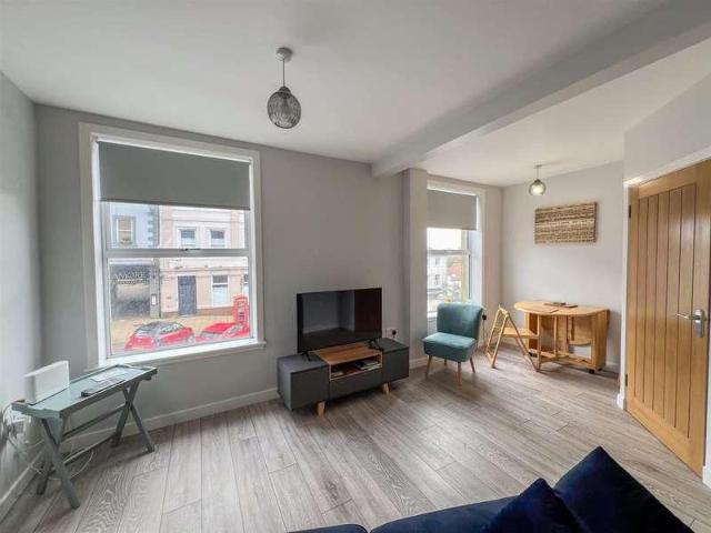 1 bed flat for sale