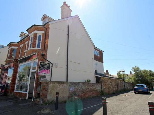 1 bed flat for sale