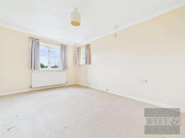 1 bed flat for sale