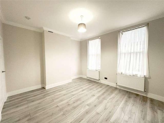 1 bed flat for sale