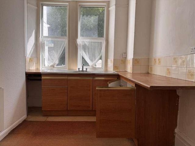 1 bed flat for sale