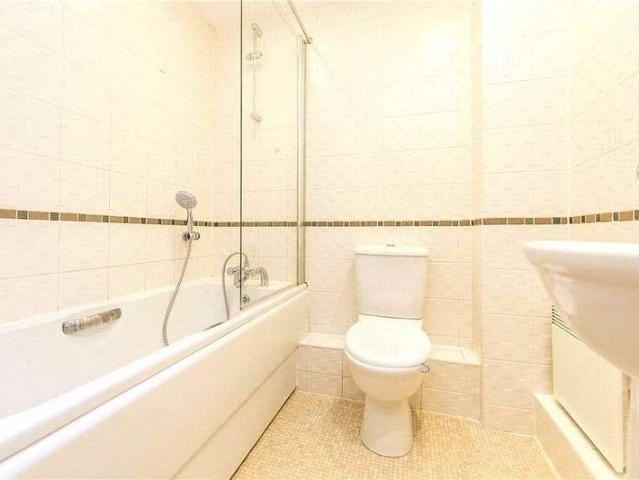 1 bed flat for sale