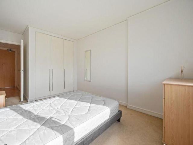 1 bed flat for sale