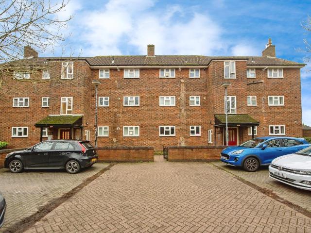 1 bed flat for sale