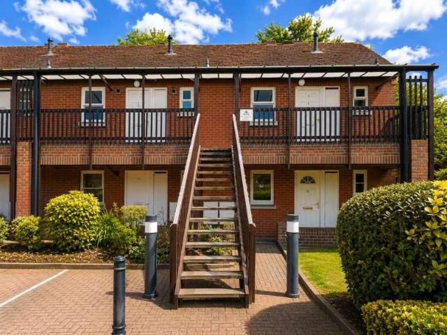 1 bed flat for sale