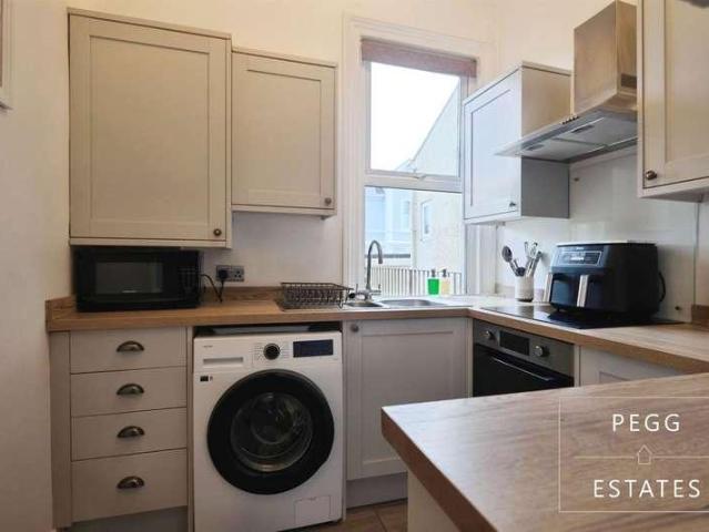 1 bed flat for sale