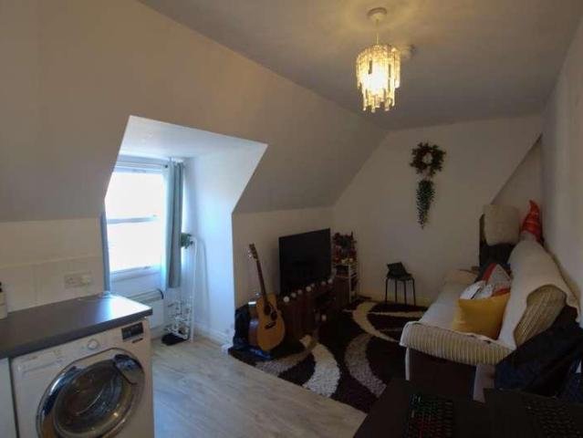 1 bed flat for sale