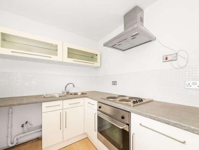 1 bed flat for sale