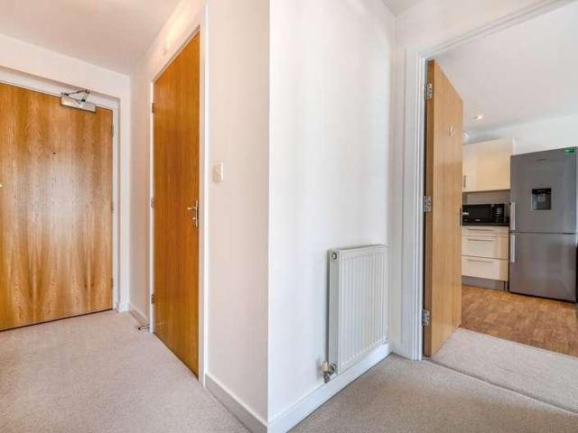 1 bed flat for sale