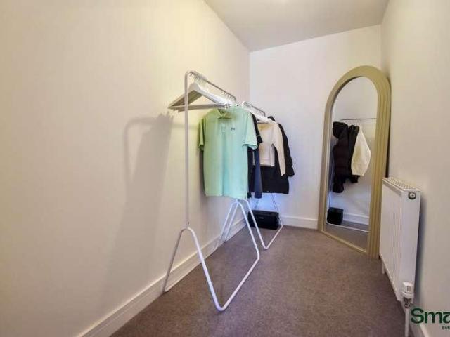 1 bed flat for sale