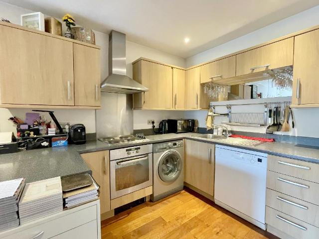 1 bed flat for sale
