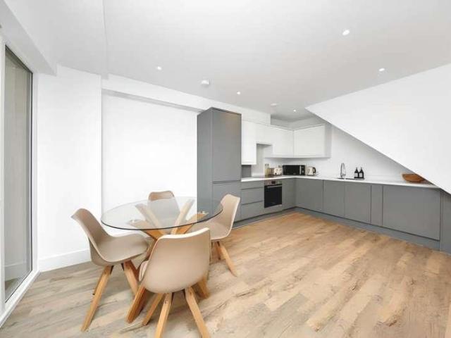 1 bed flat for sale