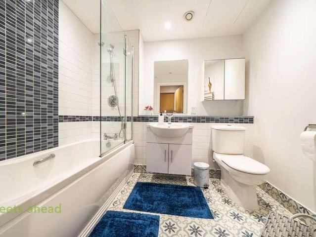 1 bed flat for sale