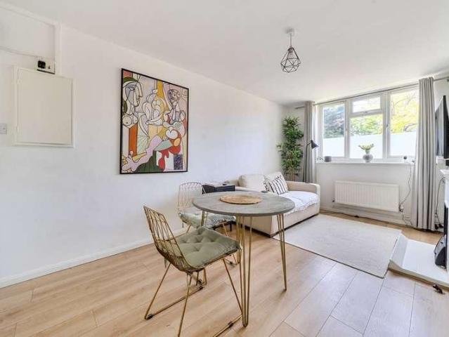 1 bed flat for sale
