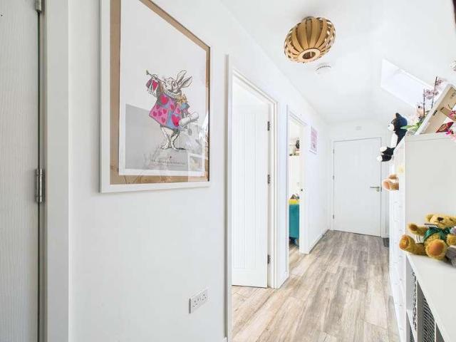 1 bed flat for sale