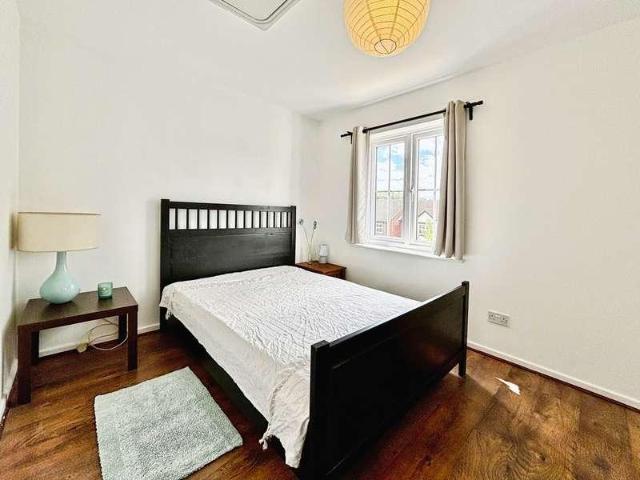 1 bed flat for sale