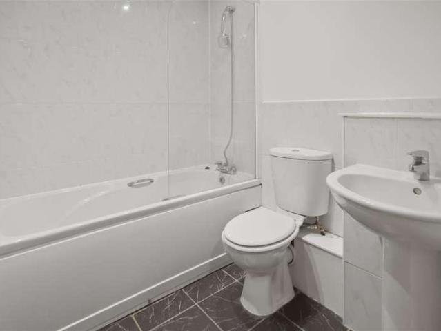 1 bed flat for sale