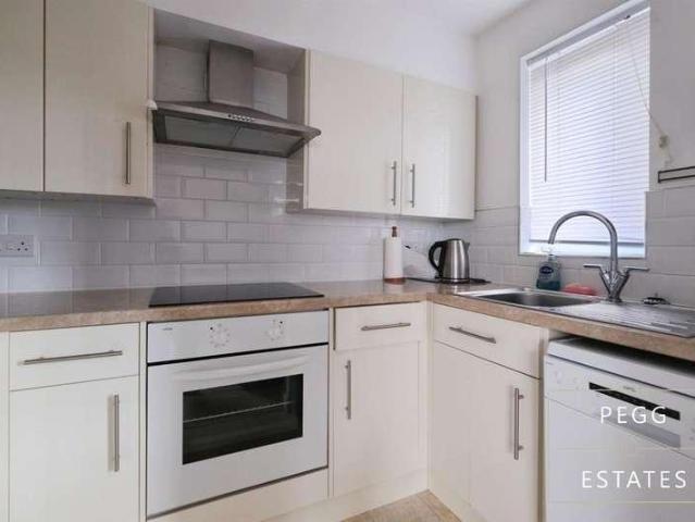 1 bed flat for sale
