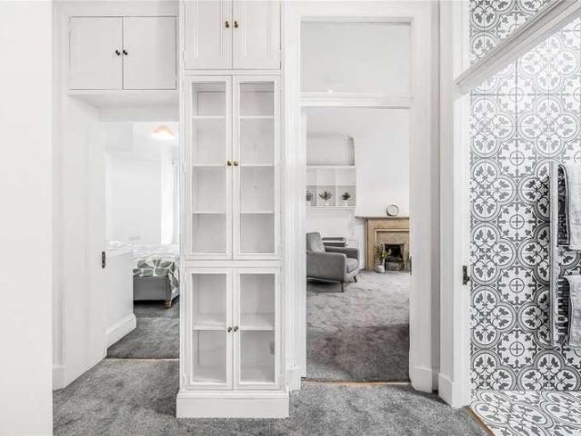 1 bed flat for sale